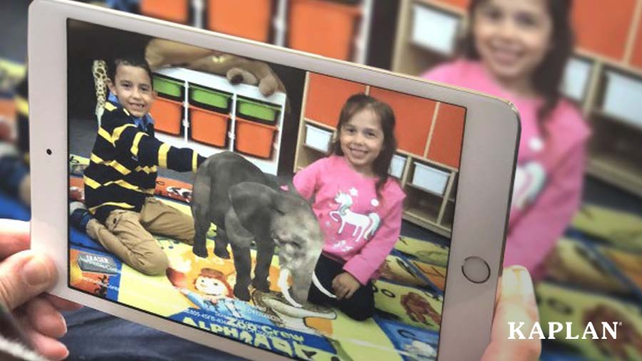 Rugs alive™: A Classroom Rug With the Power of 3D Augmented Reality